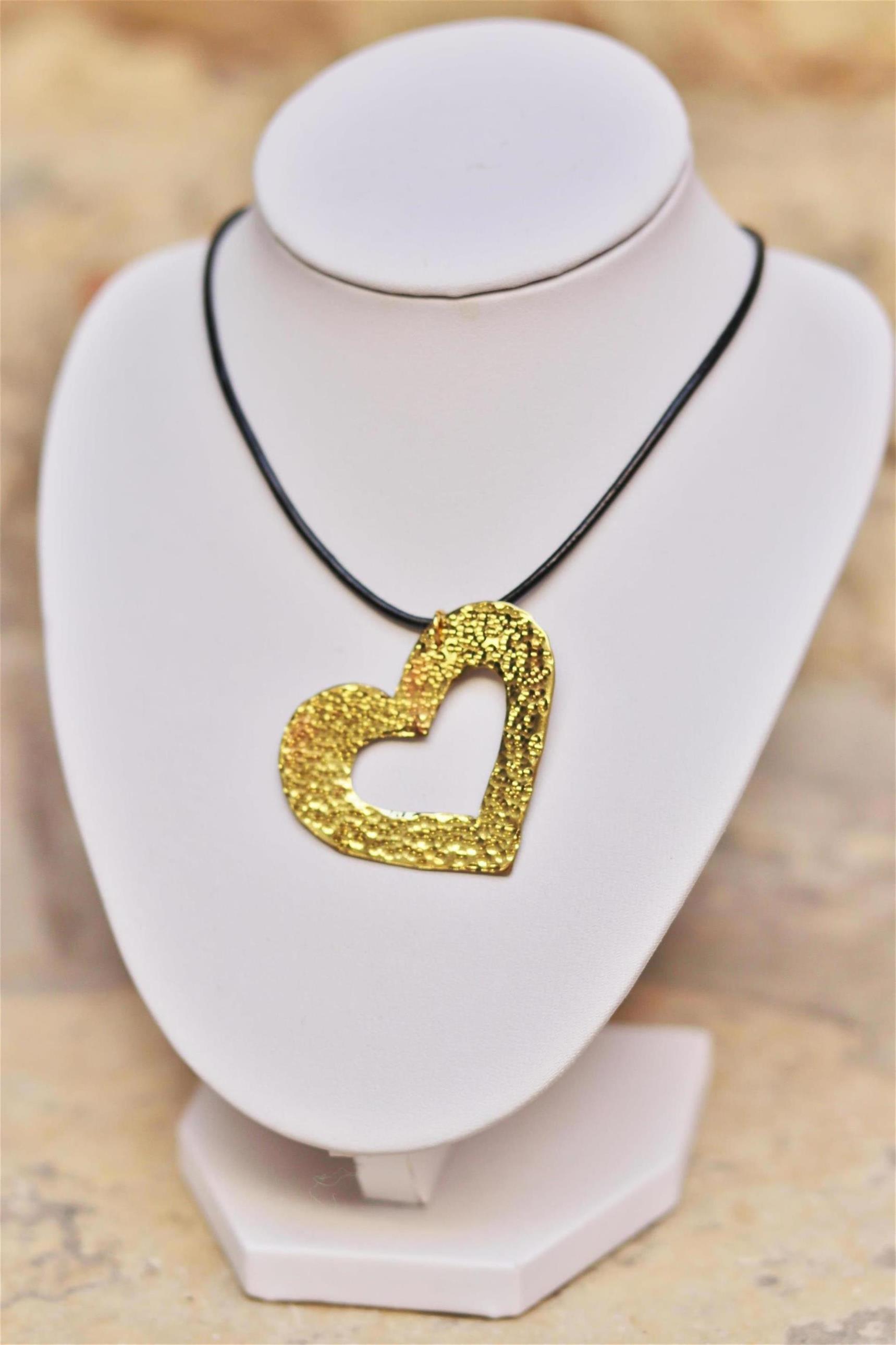 Yad LaKashish | Metal Heart Necklace